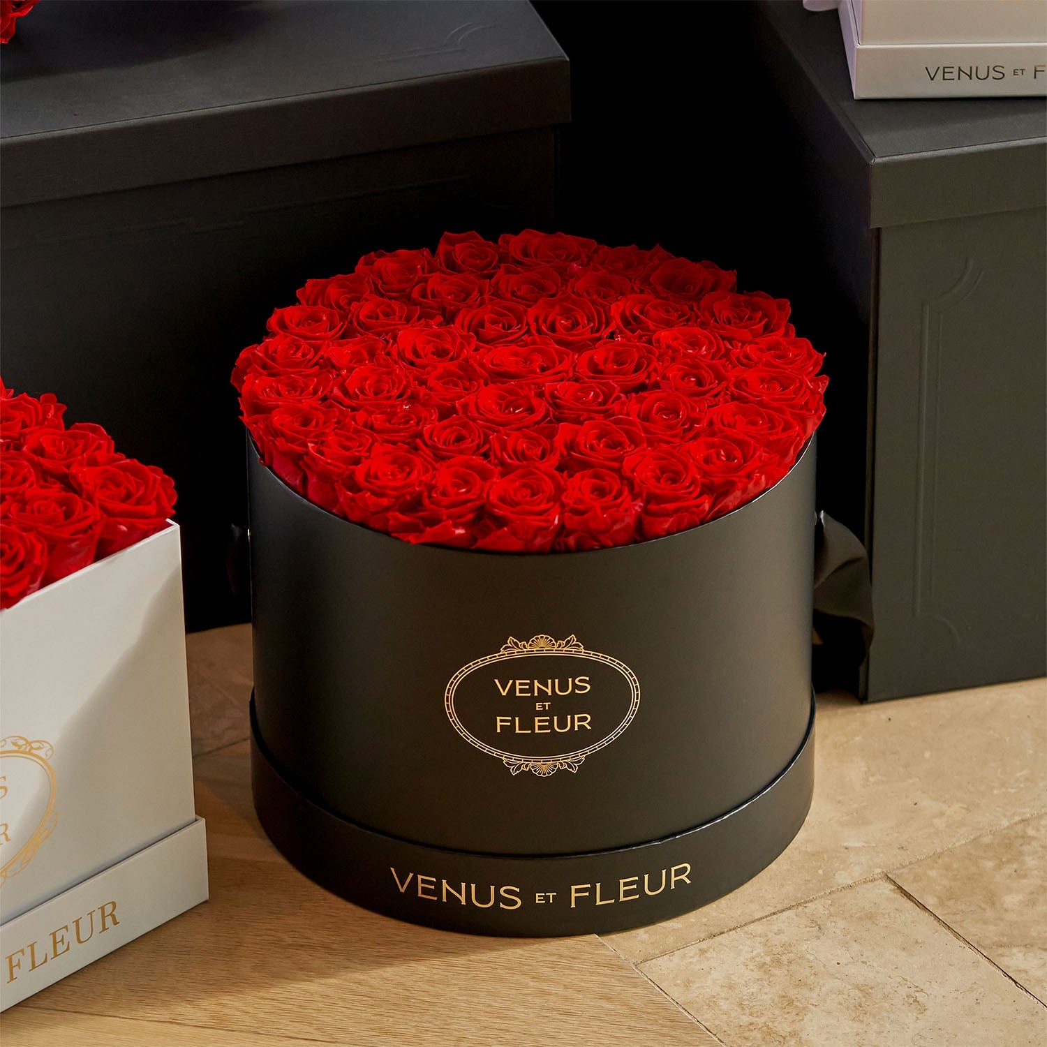 Luxury Roses, Customized Gifts & Flower Arrangements - Venus et Fleur