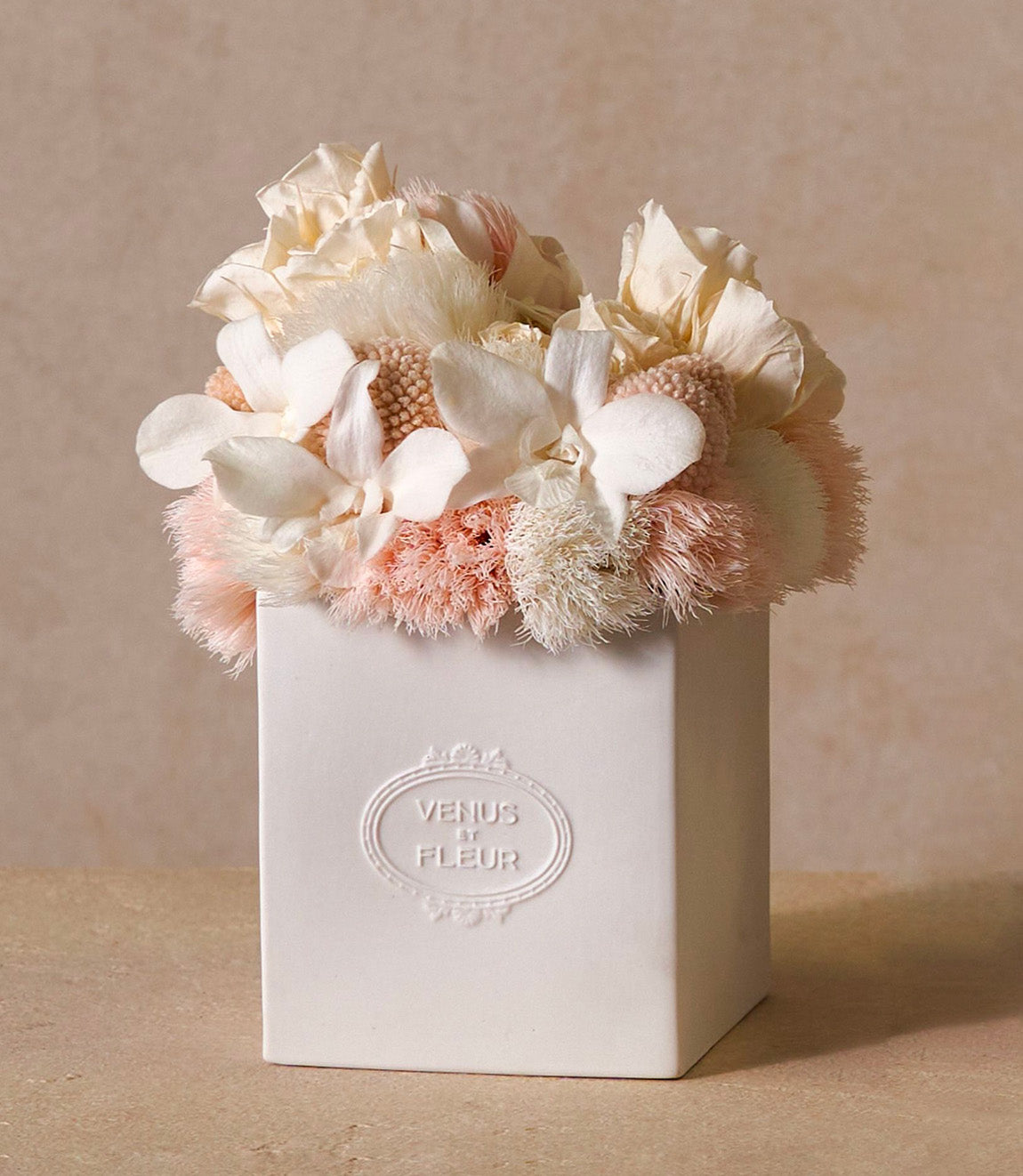 Luxury Roses, Customized Gifts & Flower Arrangements - Venus et Fleur